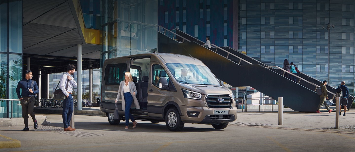 Ford Transit Minibus: estilo y confort | Ford ES